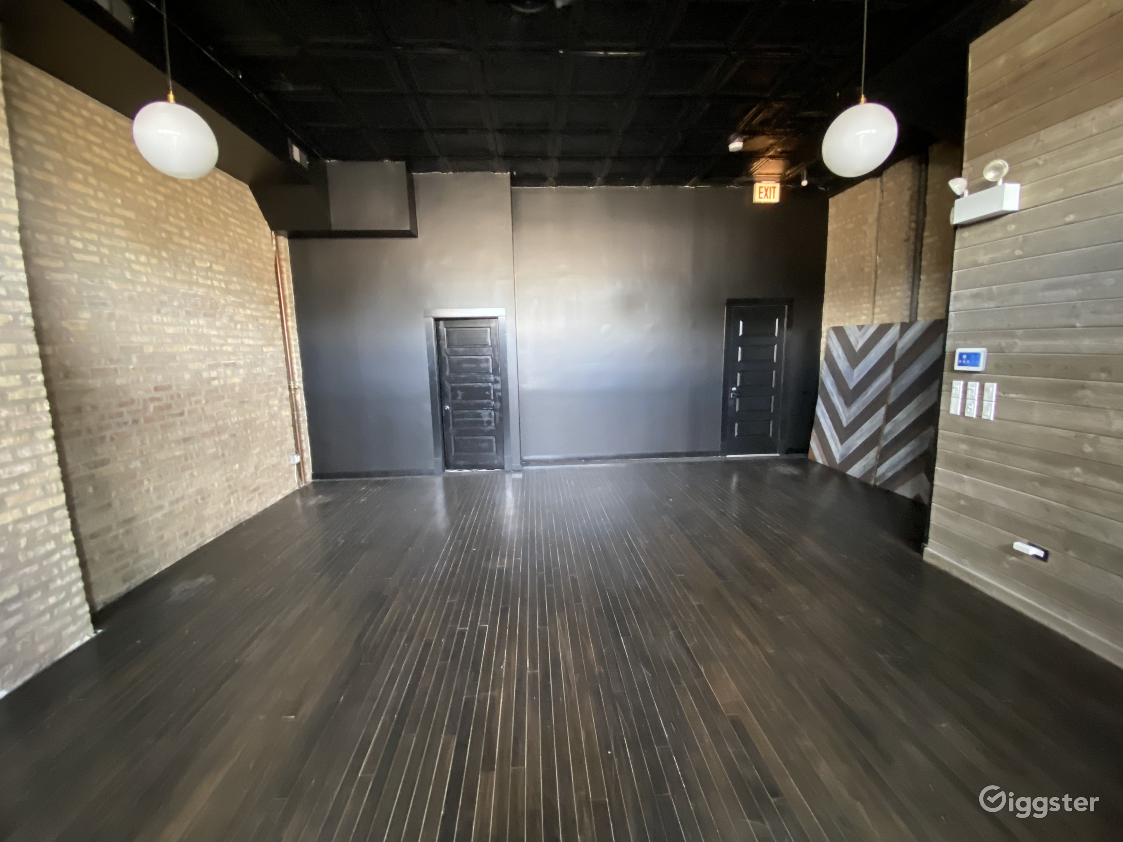 Logan Square Open Concept Storefront Space | Rent this location on Giggster
