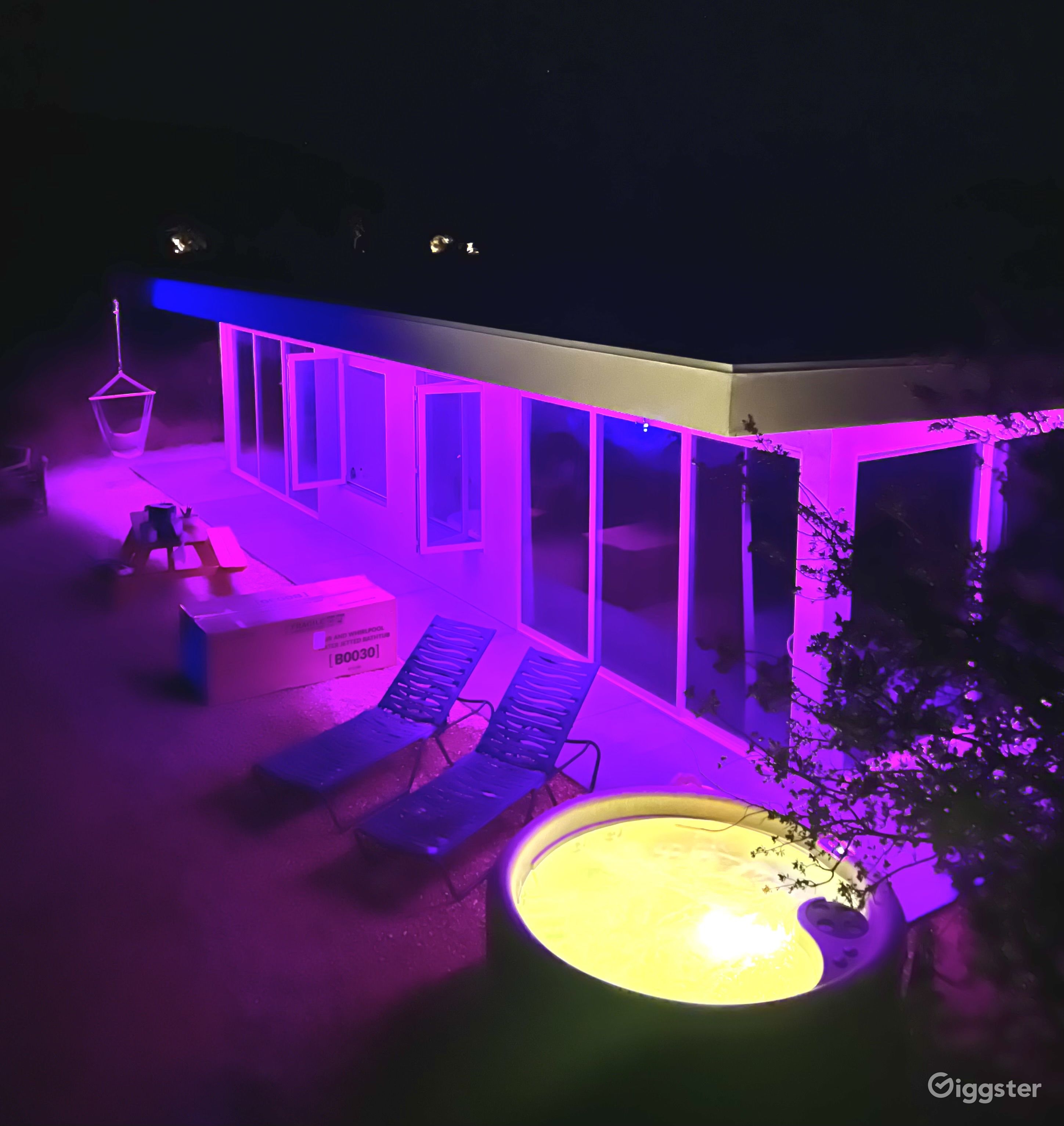 Stylish futuristic pool home | Rent this location on Giggster