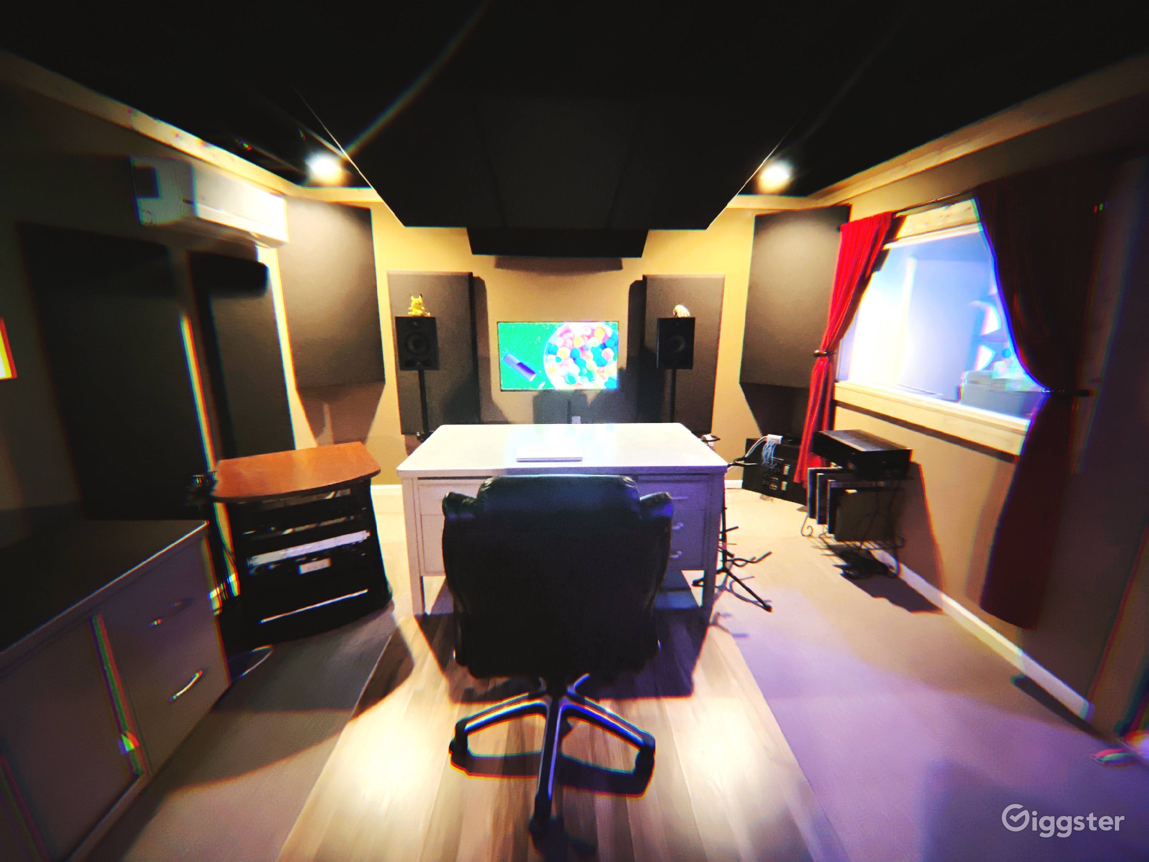 Vibey Studio & Writing Space in East Nashville | Rent this location on ...