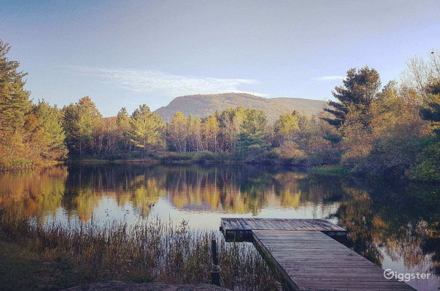 Lakefront 15 acres direct mountain view tennis ct | Rent this location ...