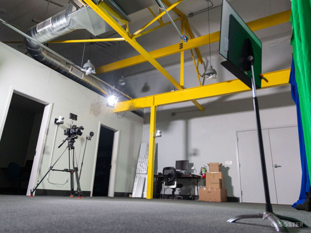 Downtown industrial studio | Rent this location on Giggster