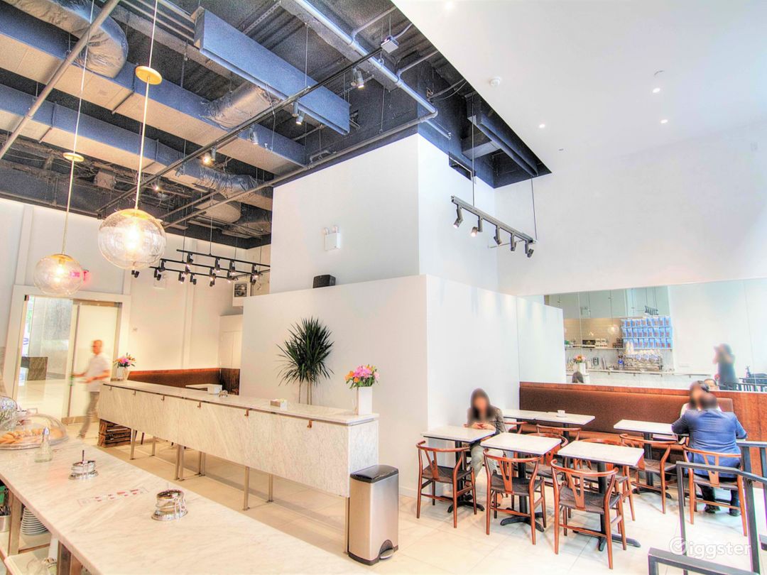 Rent 48 Lounge NYC for Filming, Events & Photoshoots | Giggster