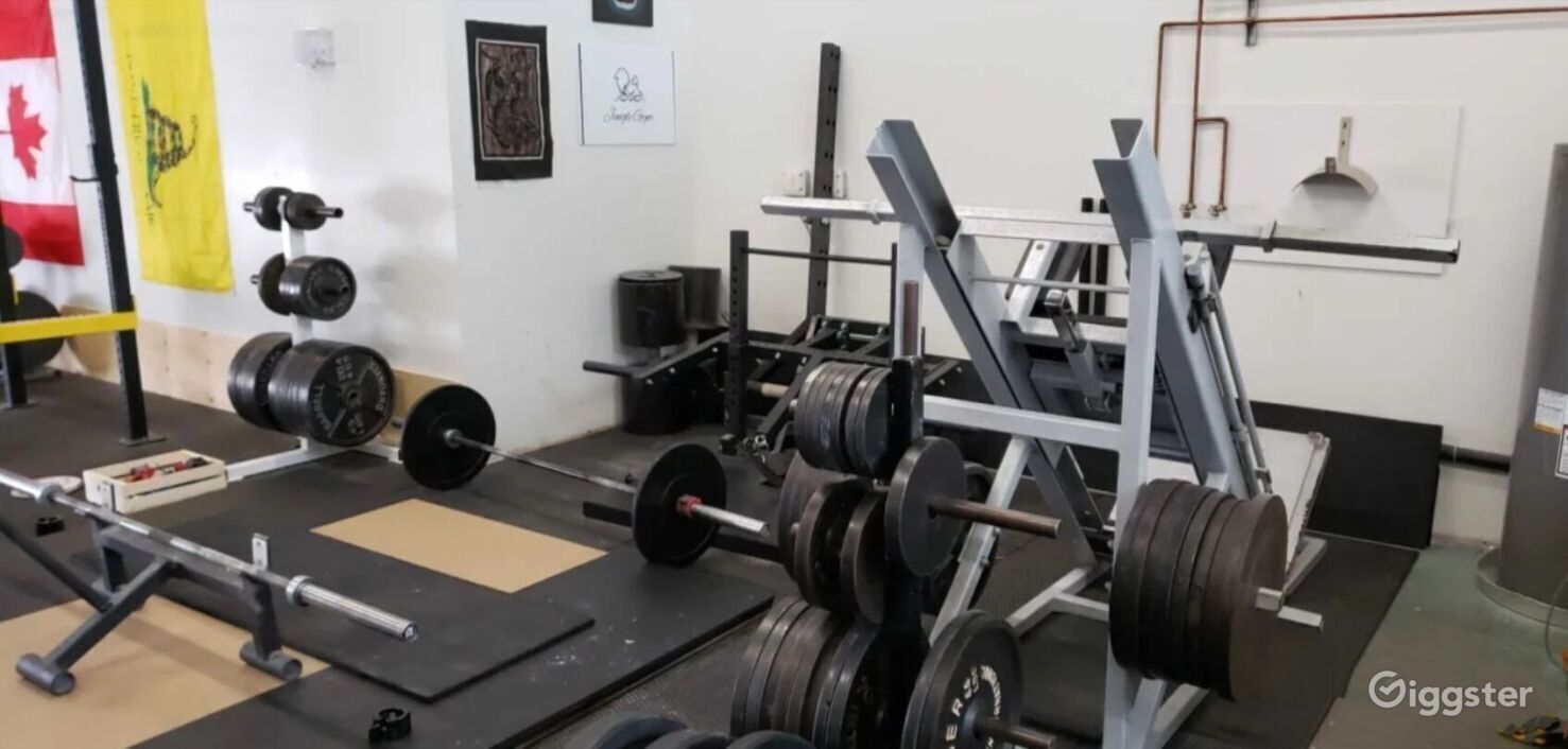 Warehouse-style Gym with an Industrial Vibe | Rent this location on ...