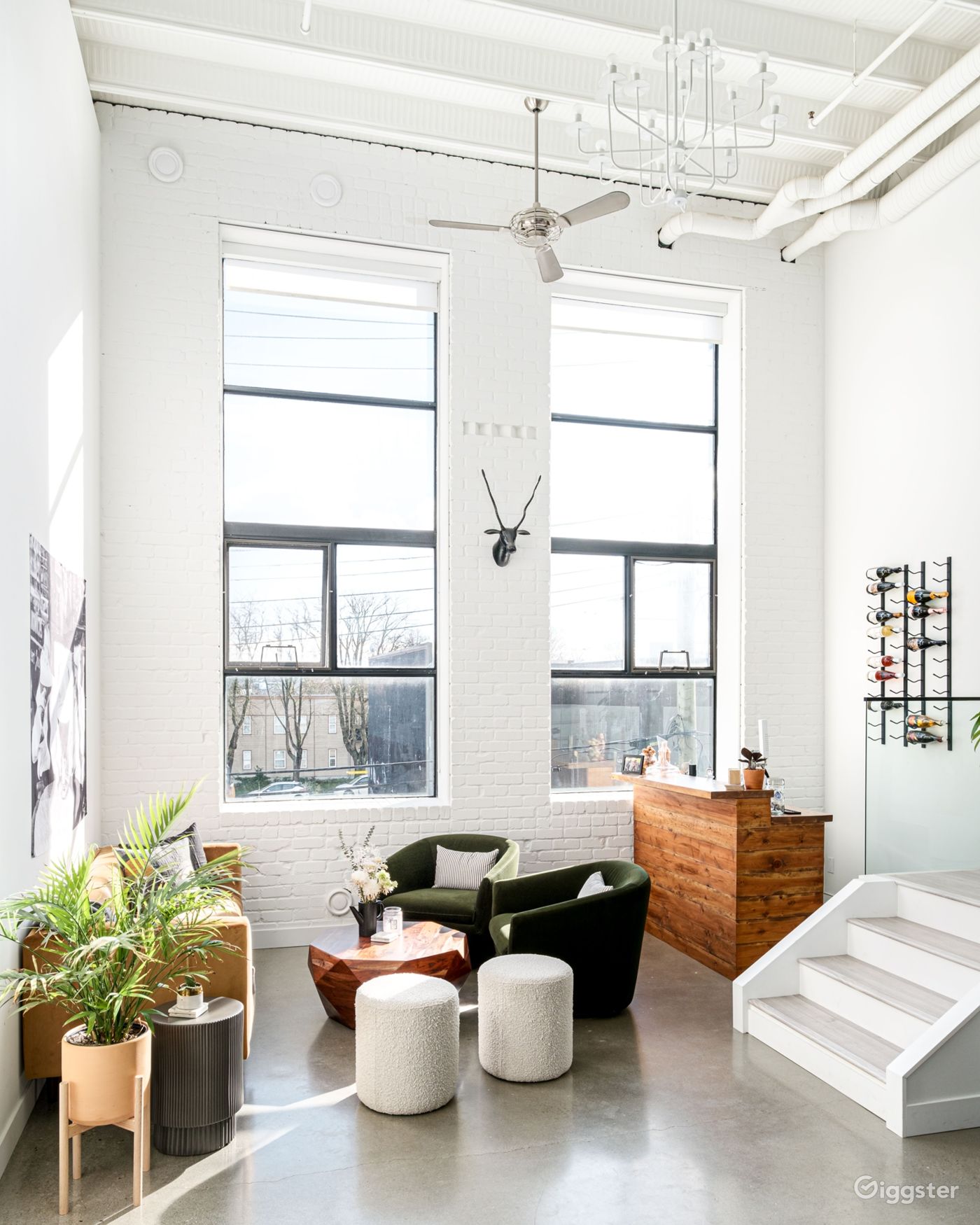 Industrial Chic Live/Work Space in Strathcona | Rent this location on ...