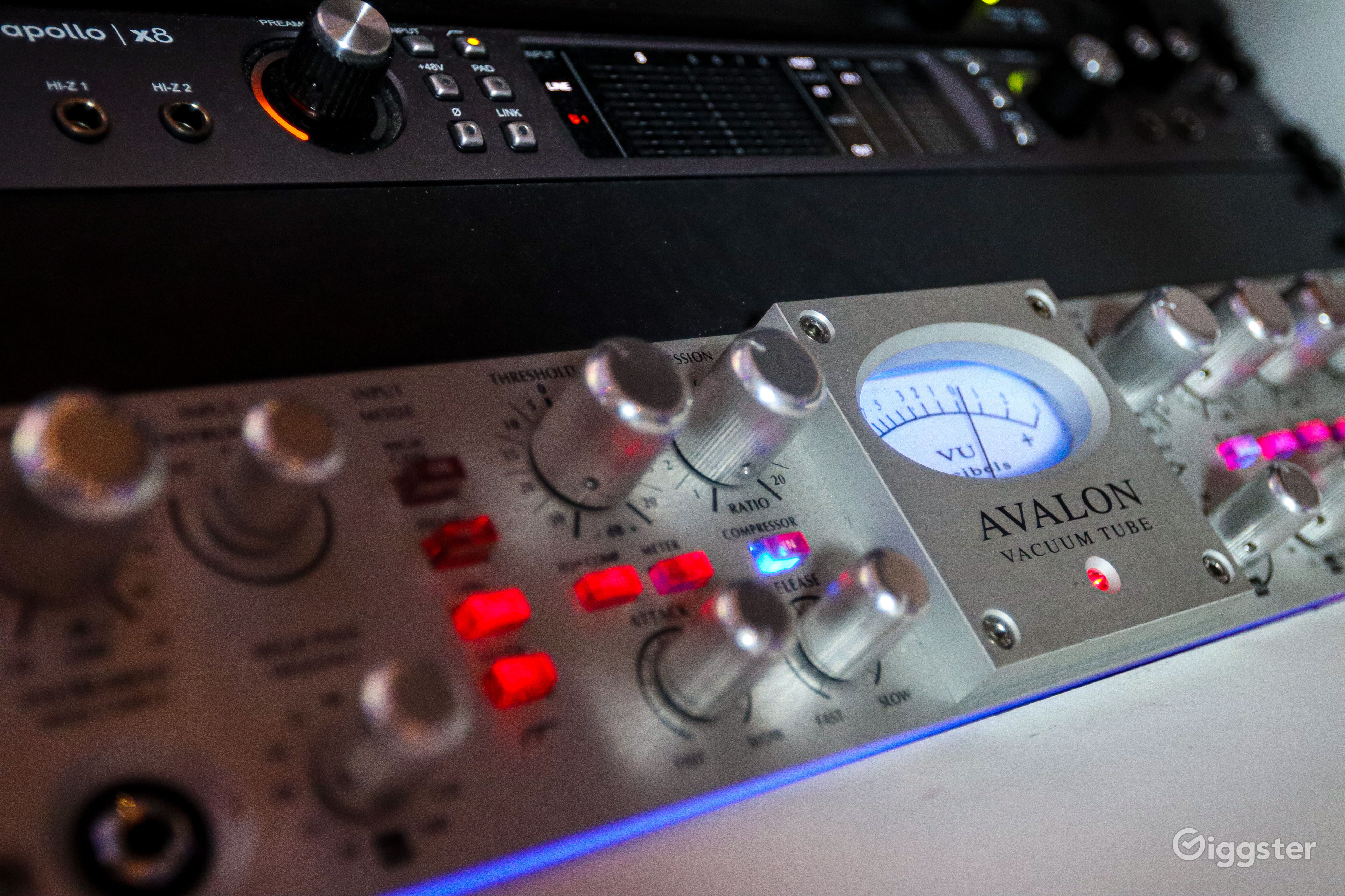 MUSIC RECORDING STUDIO - "The Spaceship" | Rent this location on Giggster