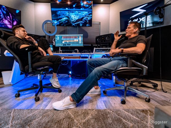 MUSIC RECORDING STUDIO - "The Spaceship" | Rent this location on Giggster