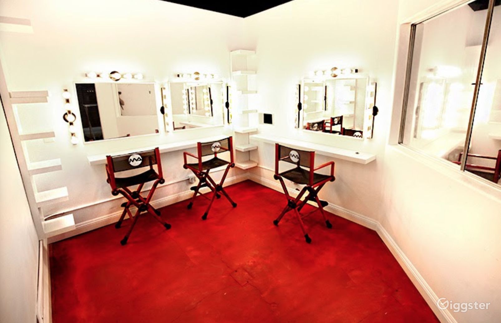 DTLA Production Studio | Rent this location on Giggster