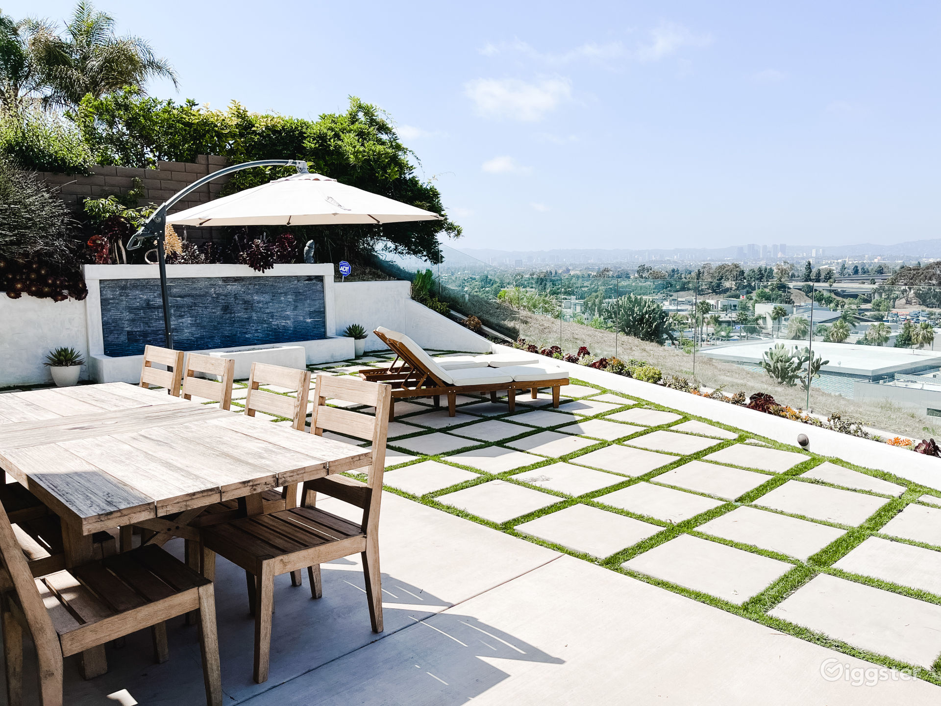 Panoramic City View Home | Rent this location on Giggster