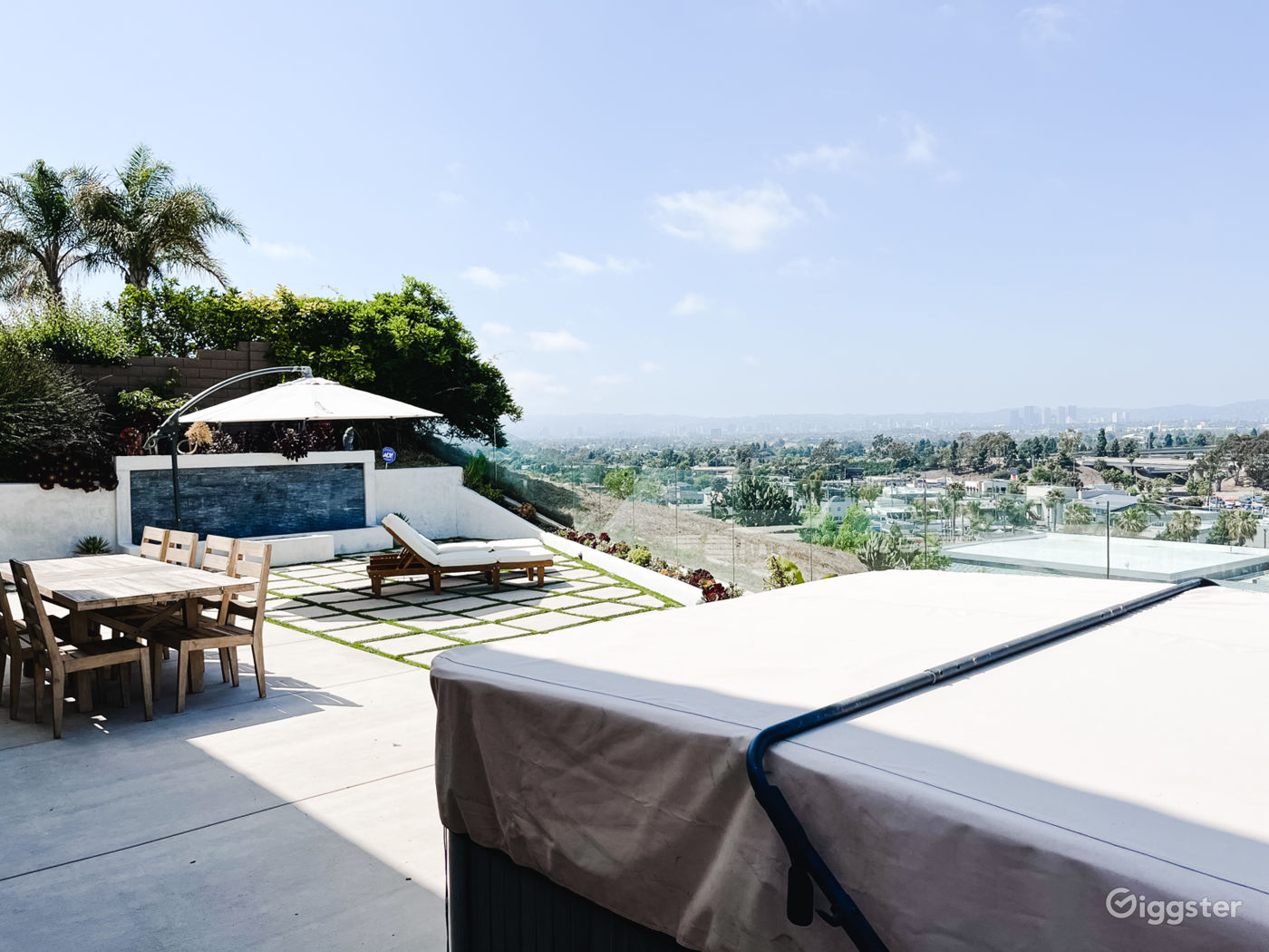 Panoramic City View Home | Rent this location on Giggster