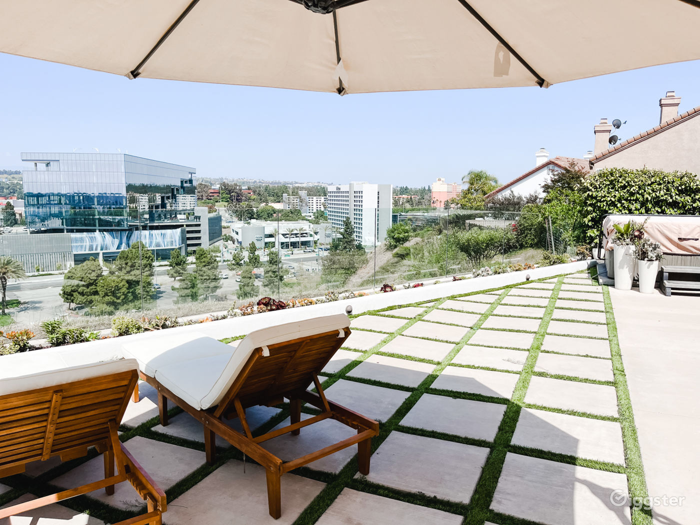 Panoramic City View Home | Rent this location on Giggster