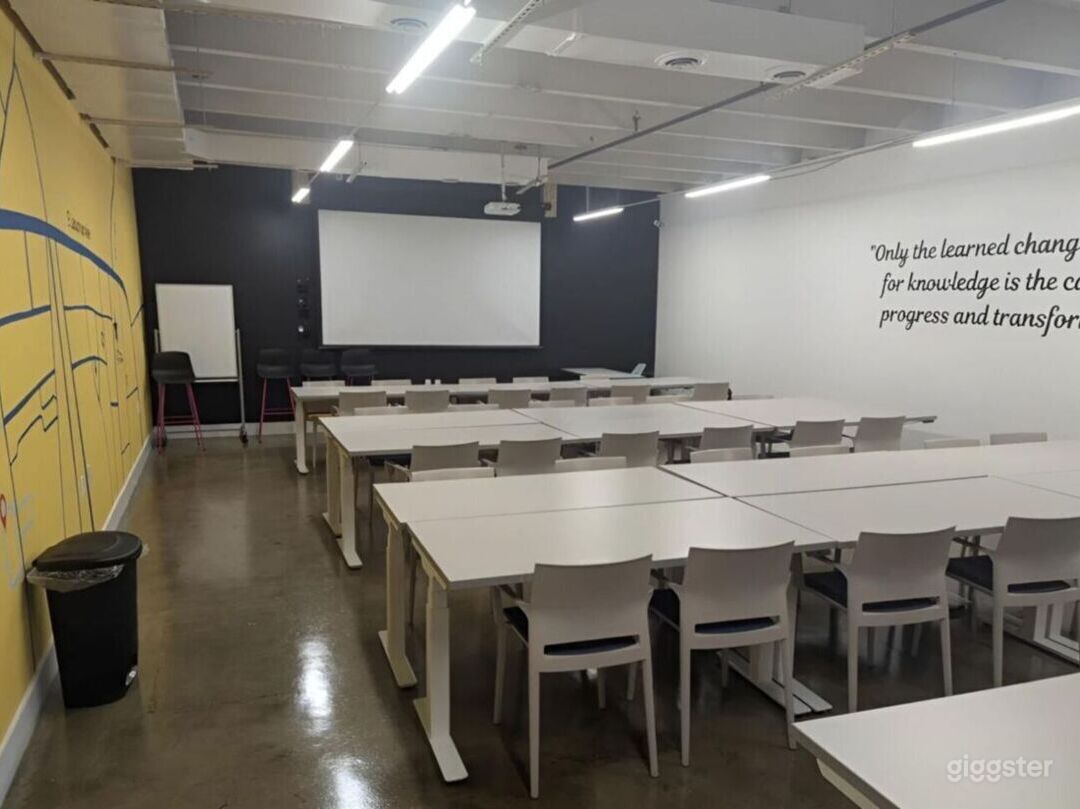 Versatile Classroom perfect for Professional Use | Rent this location ...