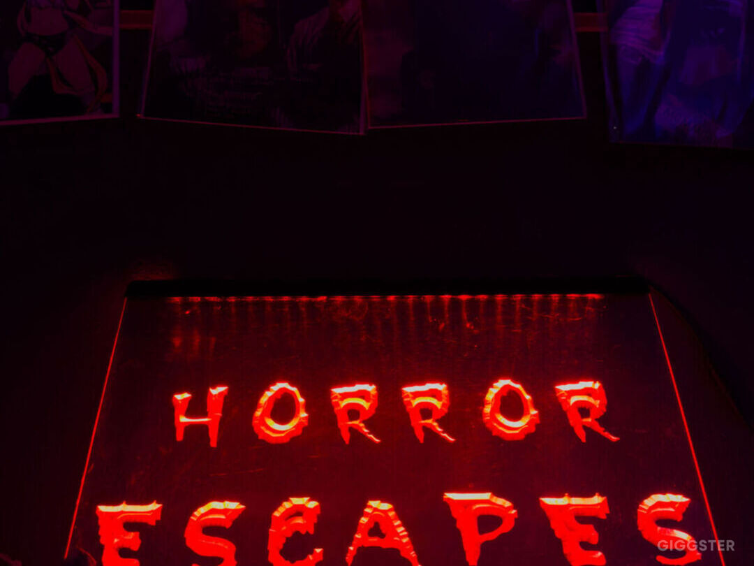 Horror Themed Rooms With Comic Book Store Front | Rent this location on ...