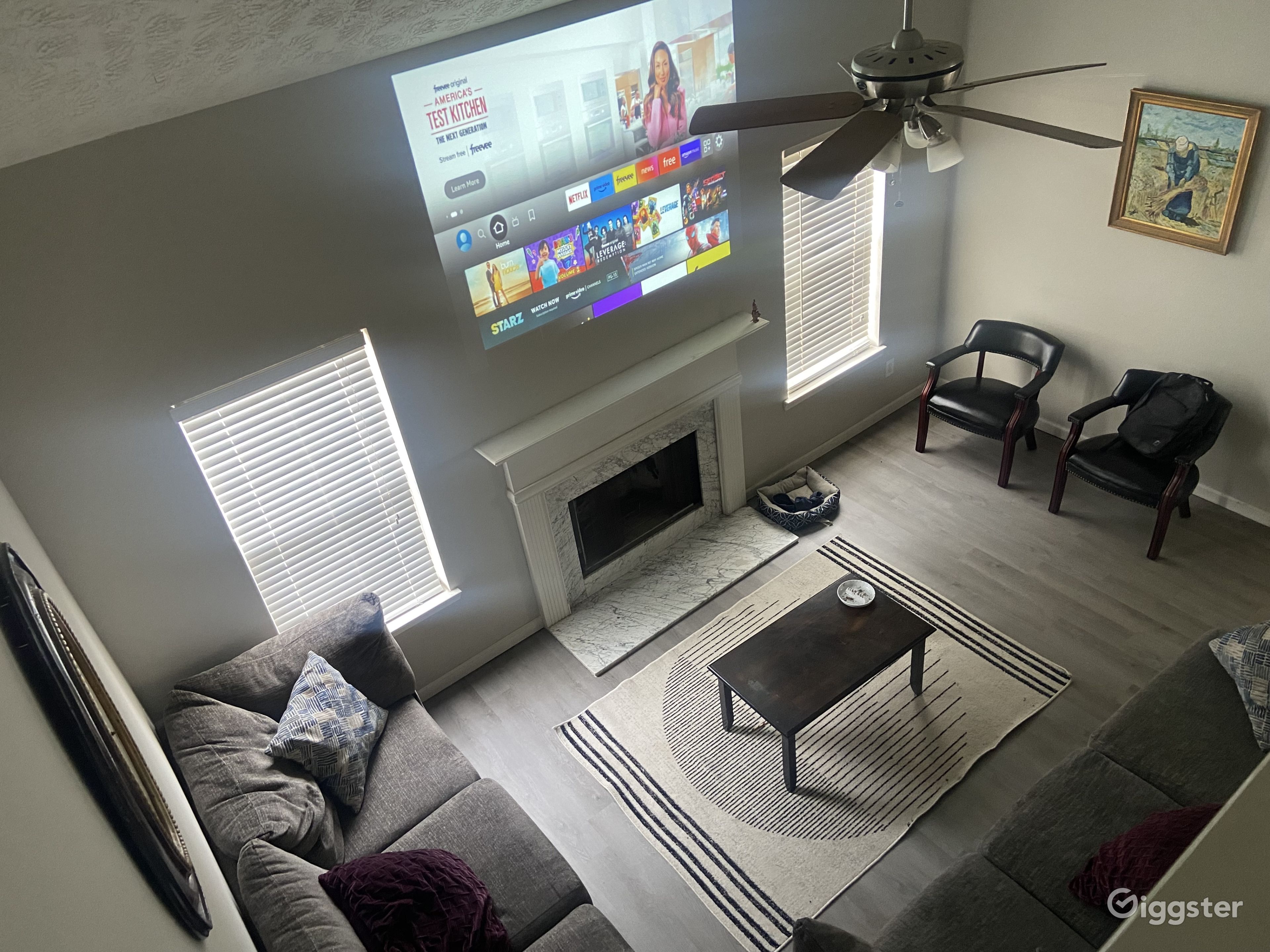 Spacious Penthouse w High Ceiling | Rent this location on Giggster