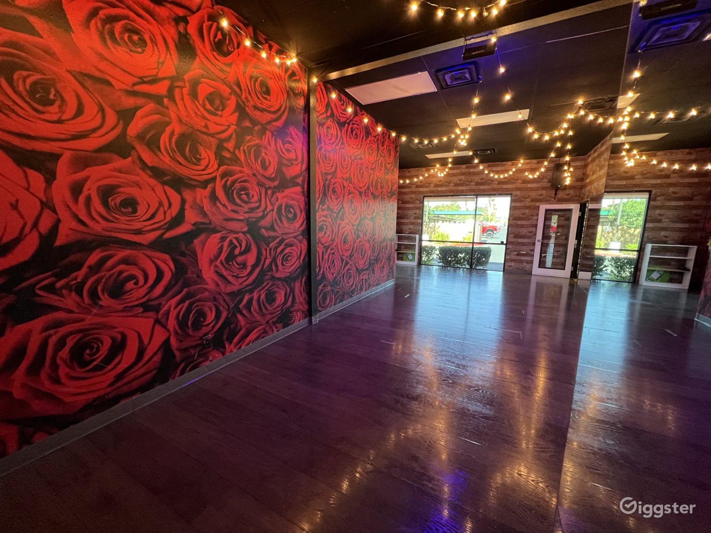 Small Rose Room Creative Space | Rent this location on Giggster