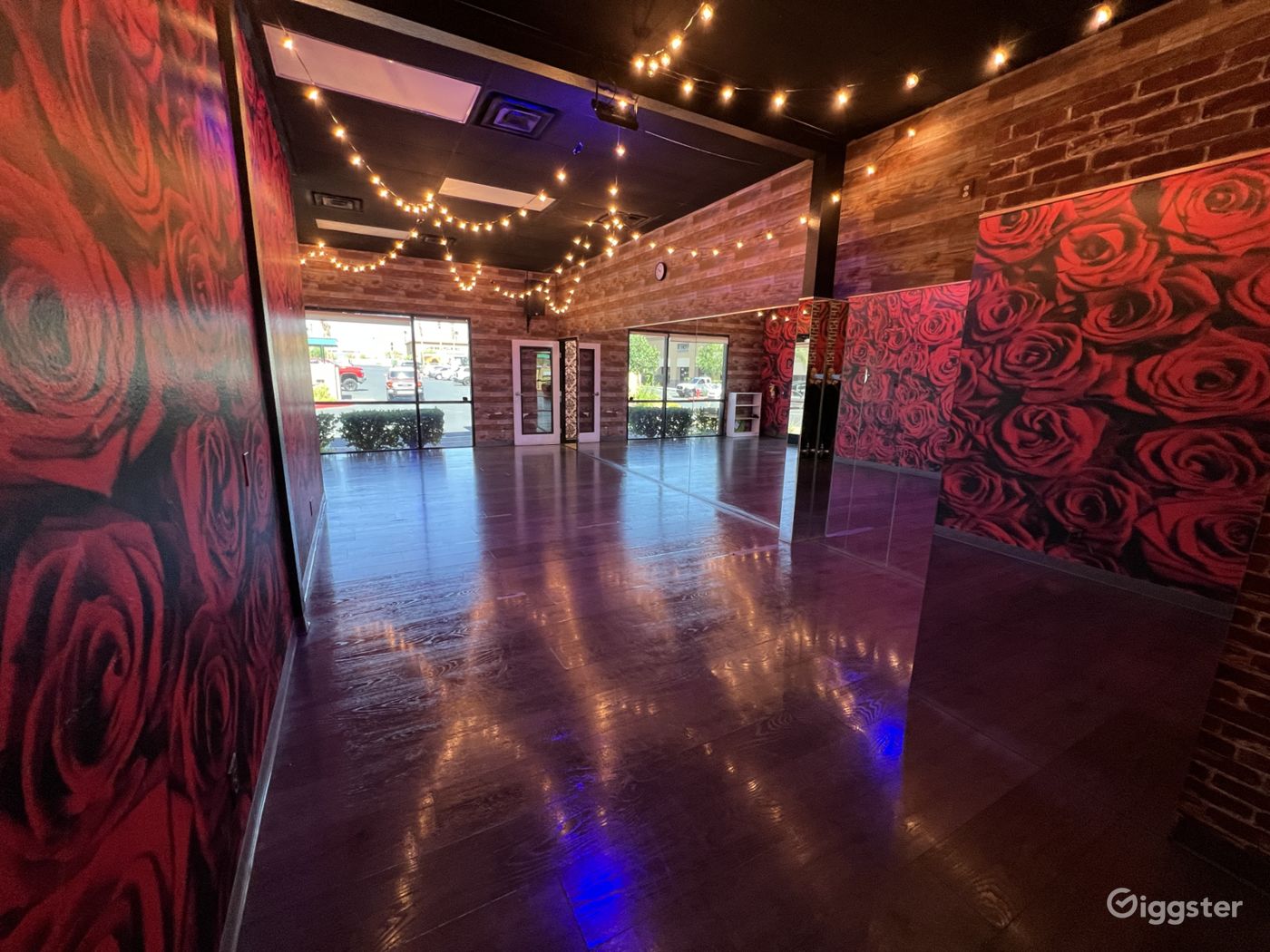 Small Rose Room Creative Space | Rent this location on Giggster