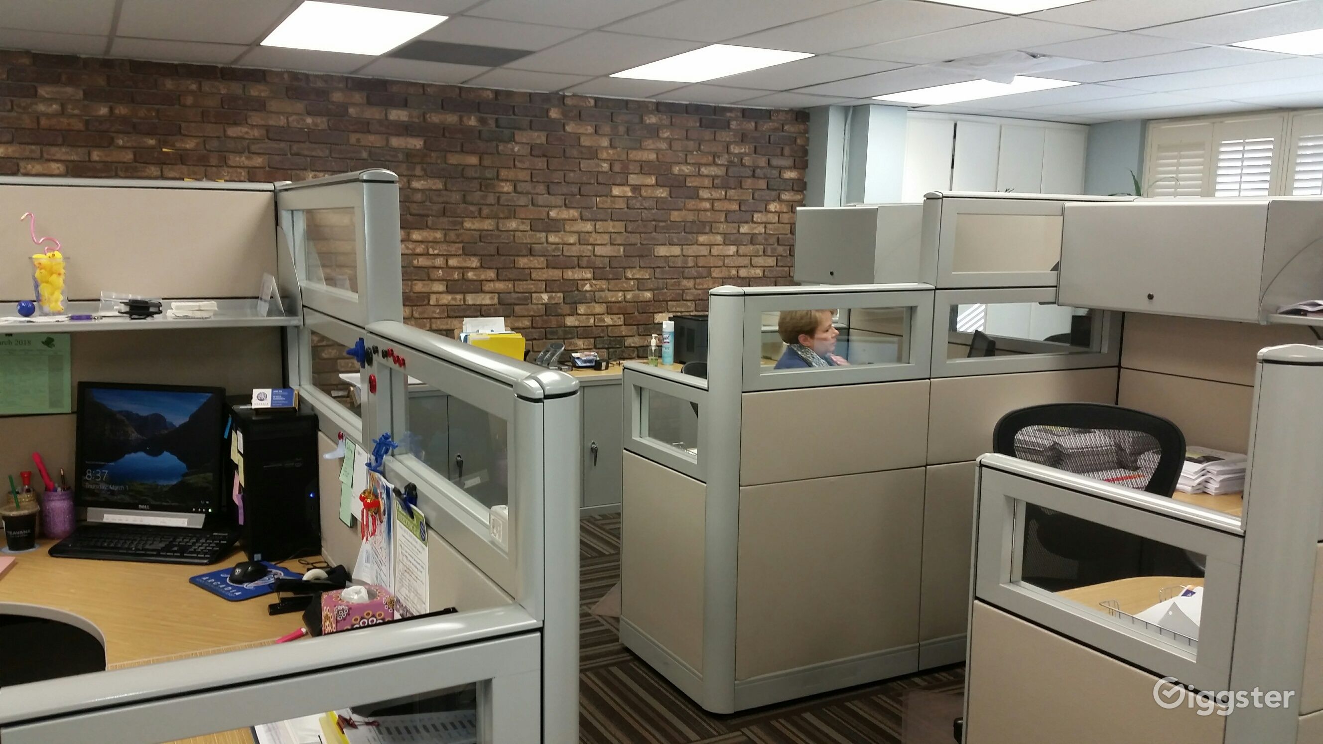 Rare Cubicles! + More Spaces. Free & EZ parking! | Rent this location ...