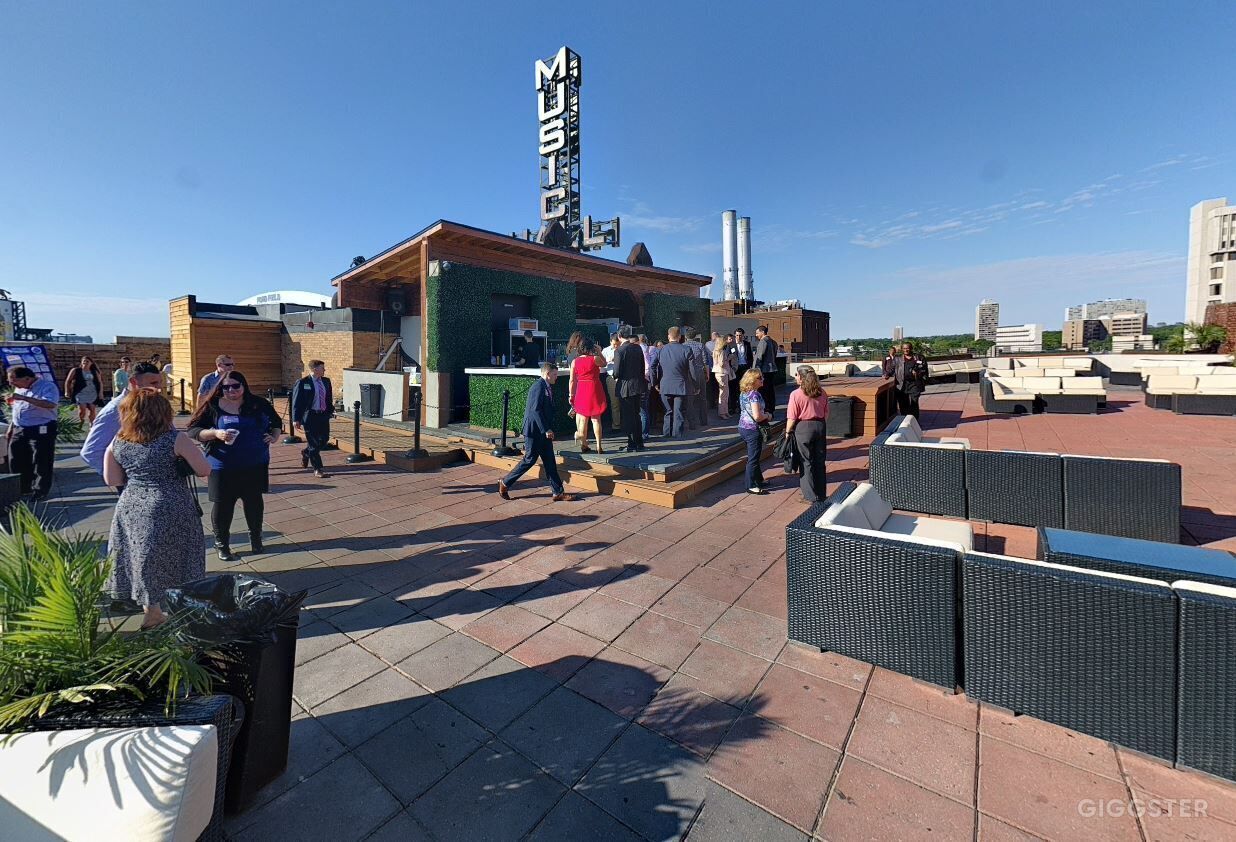 SWANKY OPEN-AIR ROOFTOP TERRACE | Rent this location on Giggster