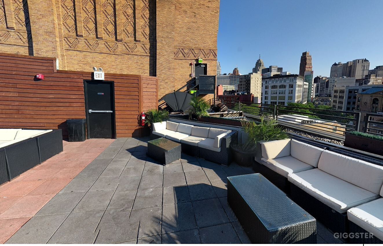 SWANKY OPEN-AIR ROOFTOP TERRACE | Rent this location on Giggster
