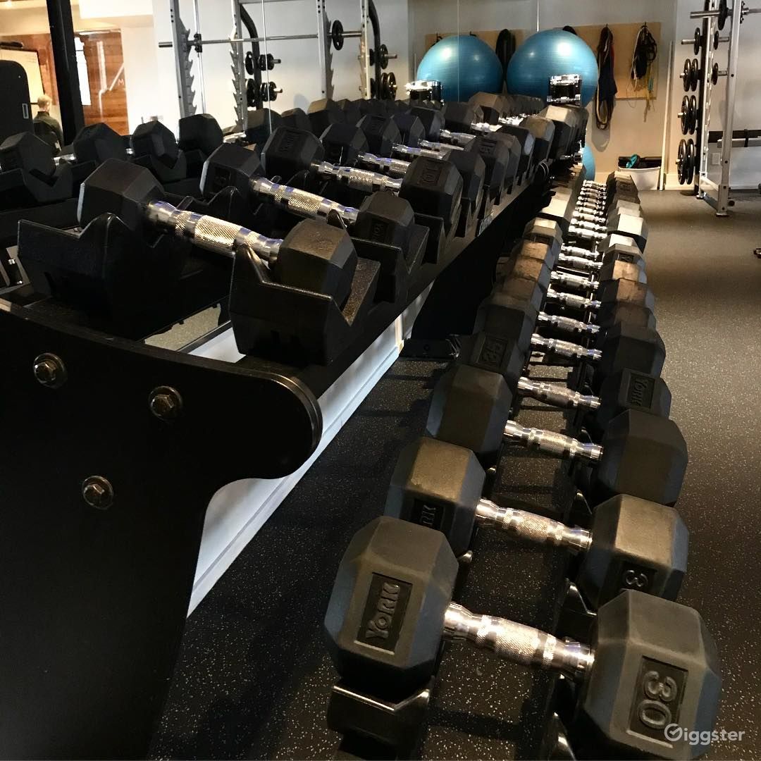 Traditional Gym with Boutique Studio in Hamilton | Rent this location ...
