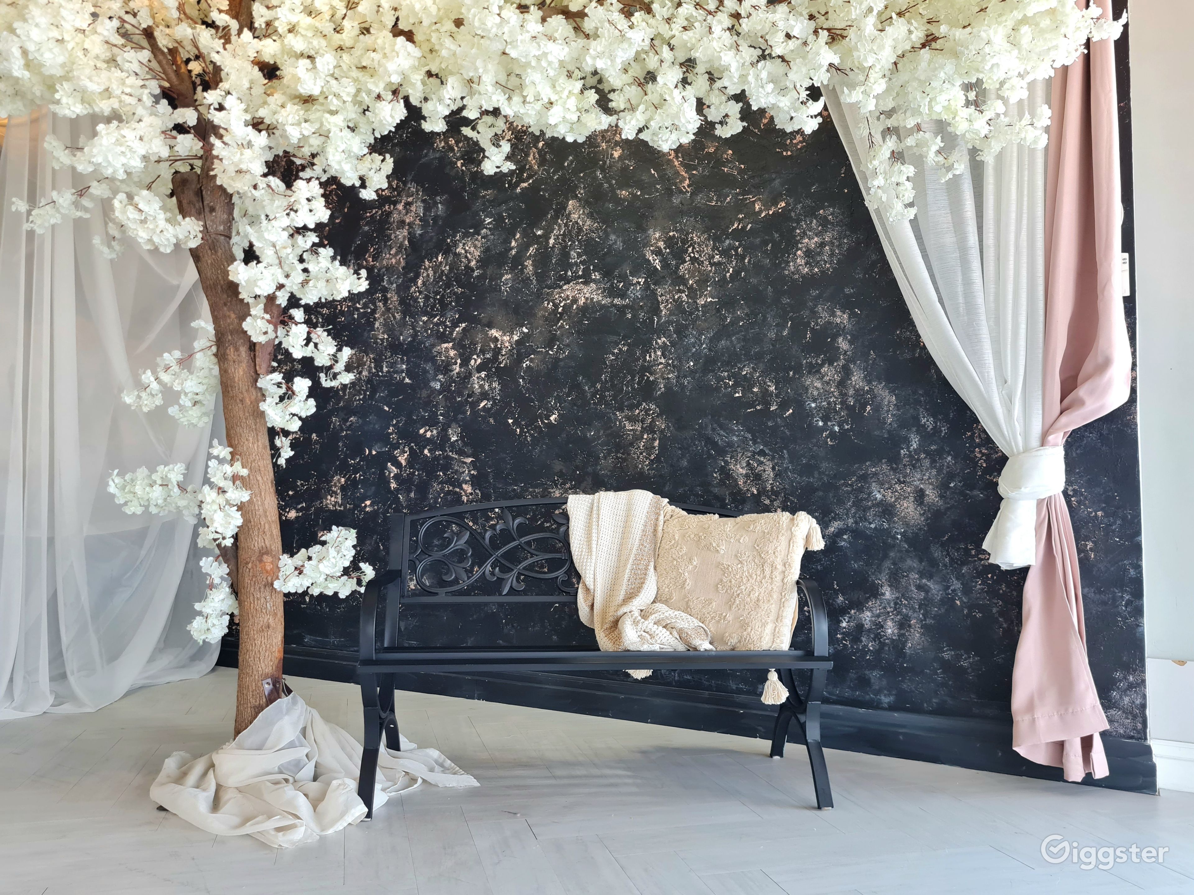 Purity Studio Room | Rent this location on Giggster