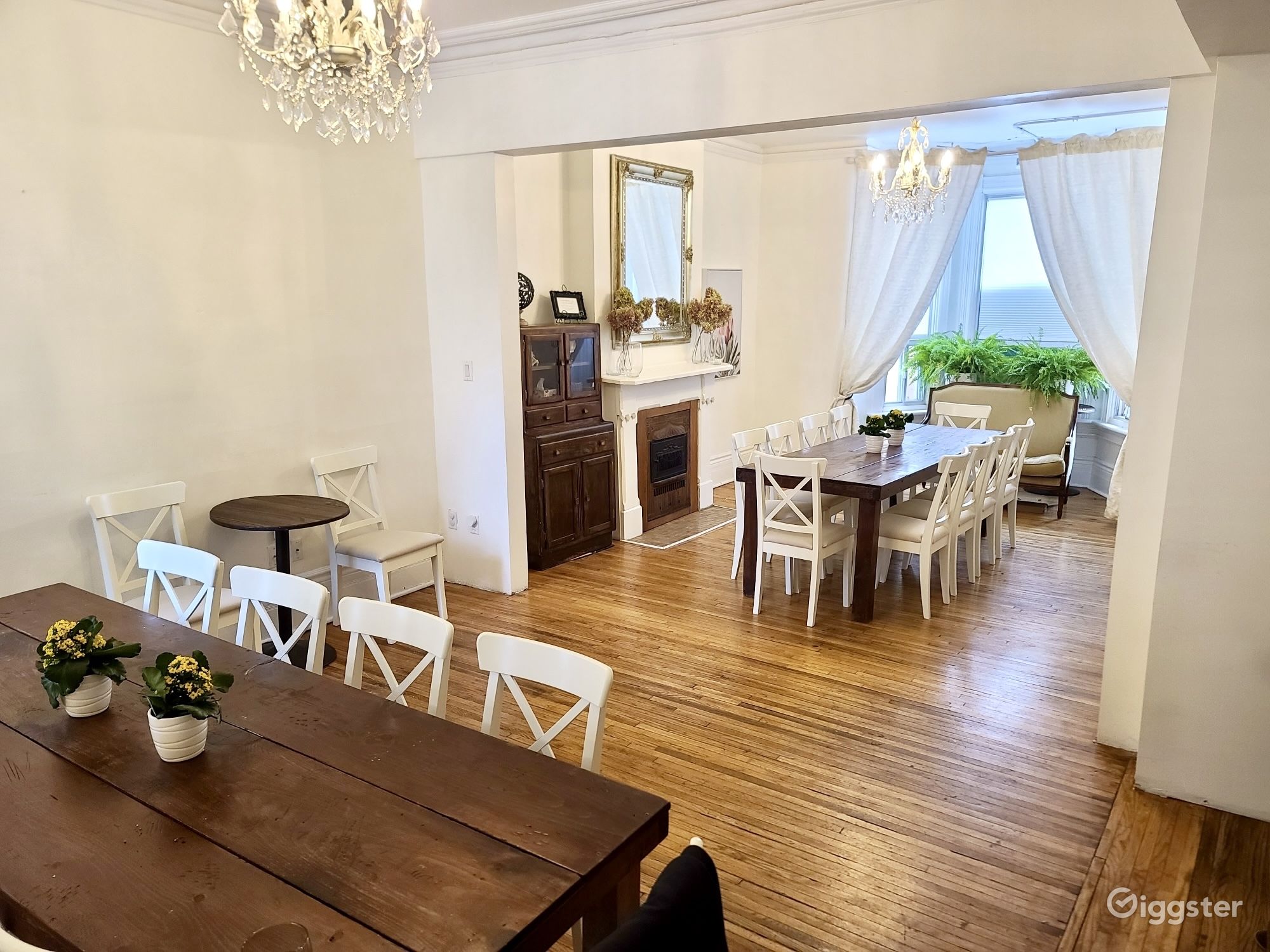 Victorian Event Space With Full Kitchen | Rent this location on Giggster
