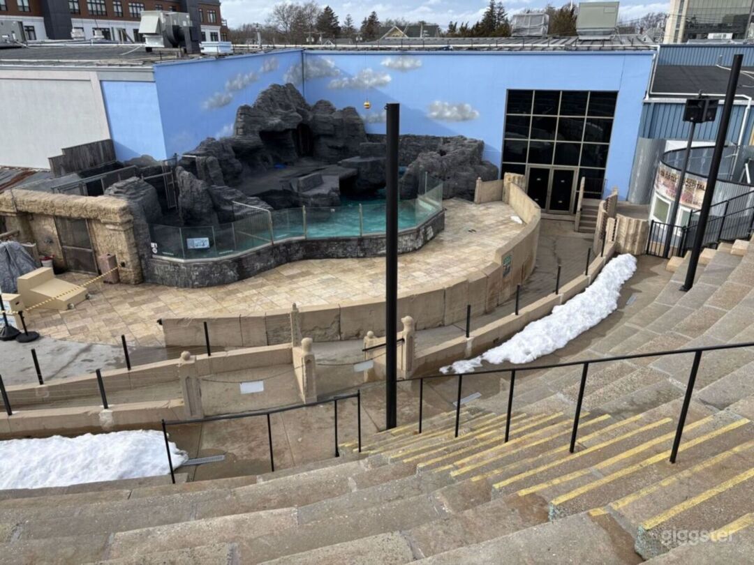 Outdoor Coliseum Stadium - Aquarium in Riverhead, NY | Rent this ...