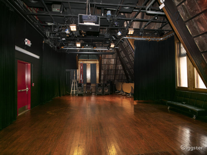 Stunning Studio Space In Manhattan | Rent this location on Giggster