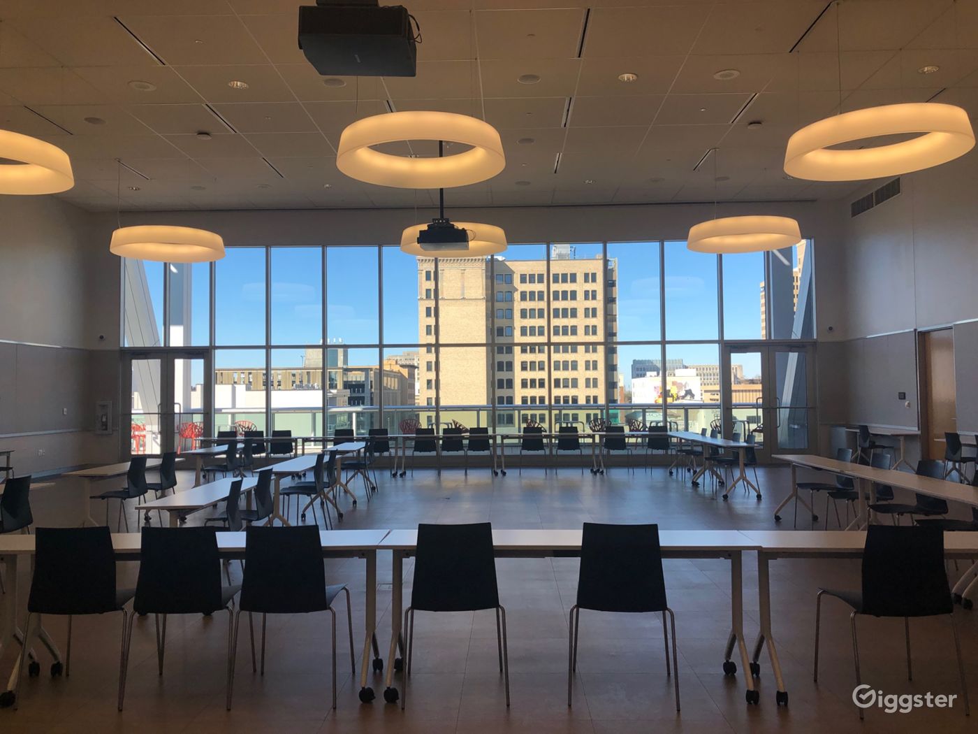 Spacious Library meeting Room for 200 people in River Center Branch ...