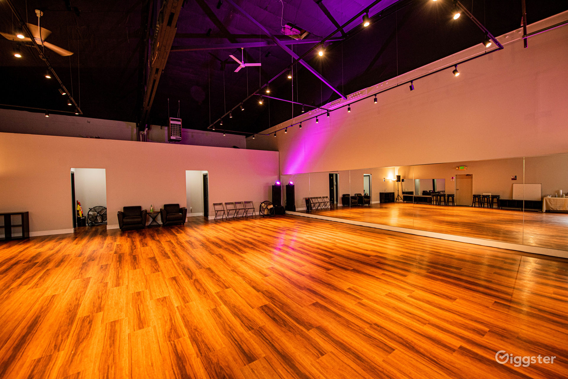 Newly Renovated Open Studio Space | Rent this location on Giggster