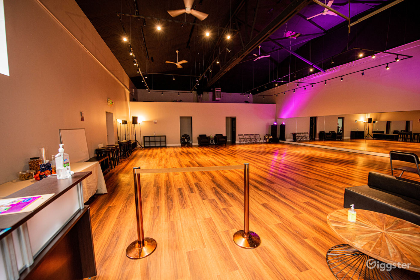 Newly Renovated Open Studio Space | Rent this location on Giggster