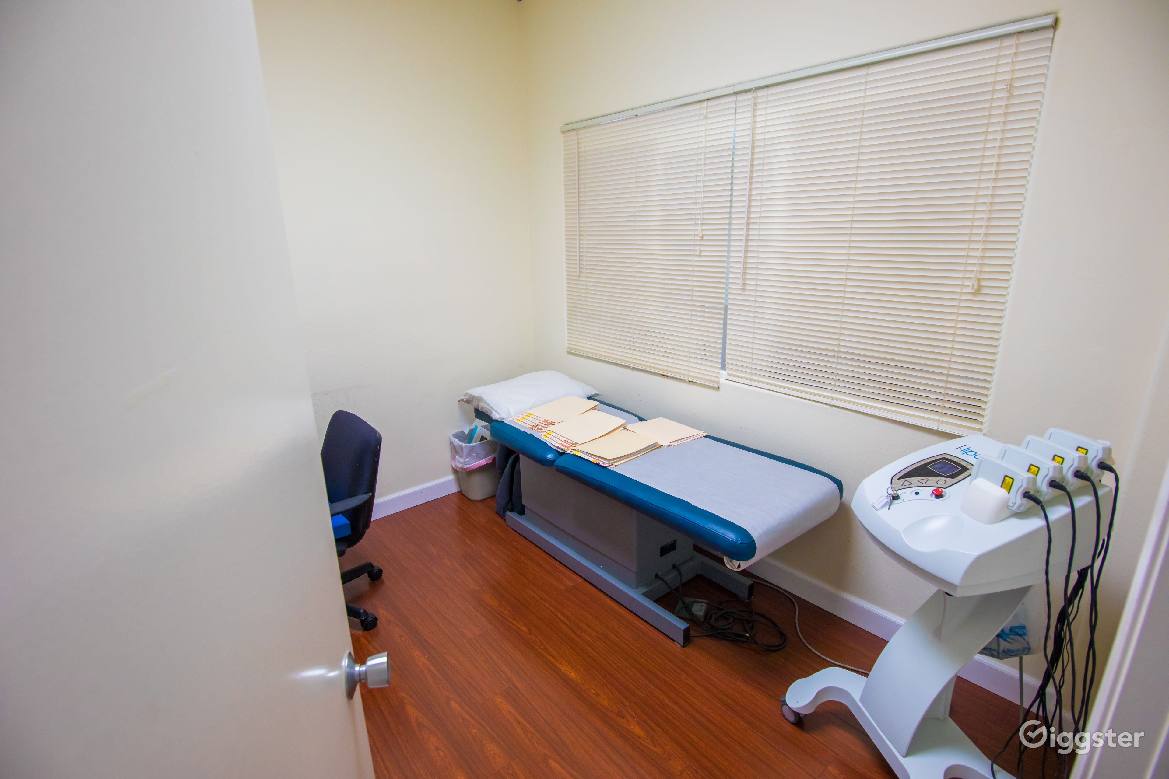 Medical and Chiropractic clinic | Rent this location on Giggster