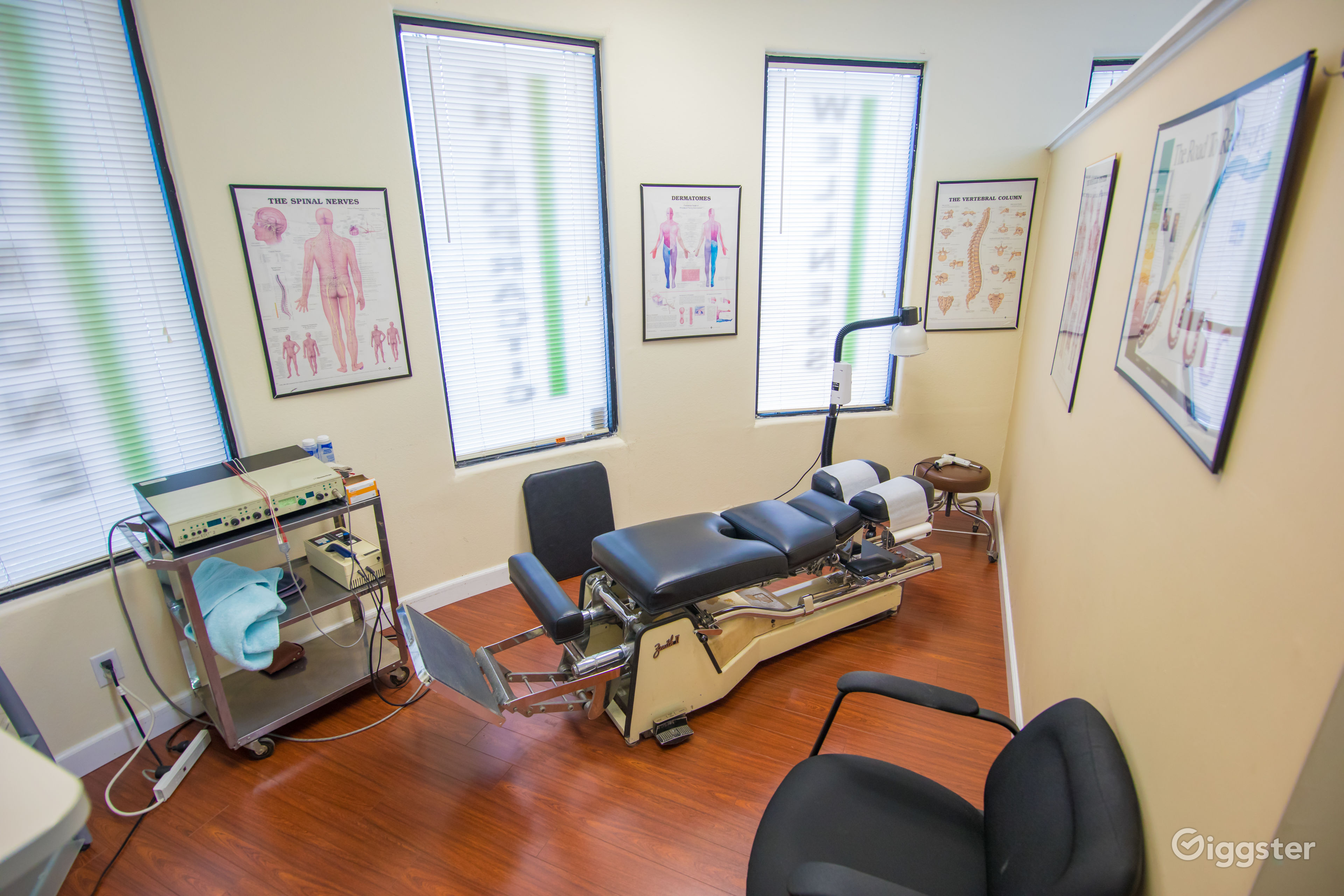 Medical and Chiropractic clinic | Rent this location on Giggster
