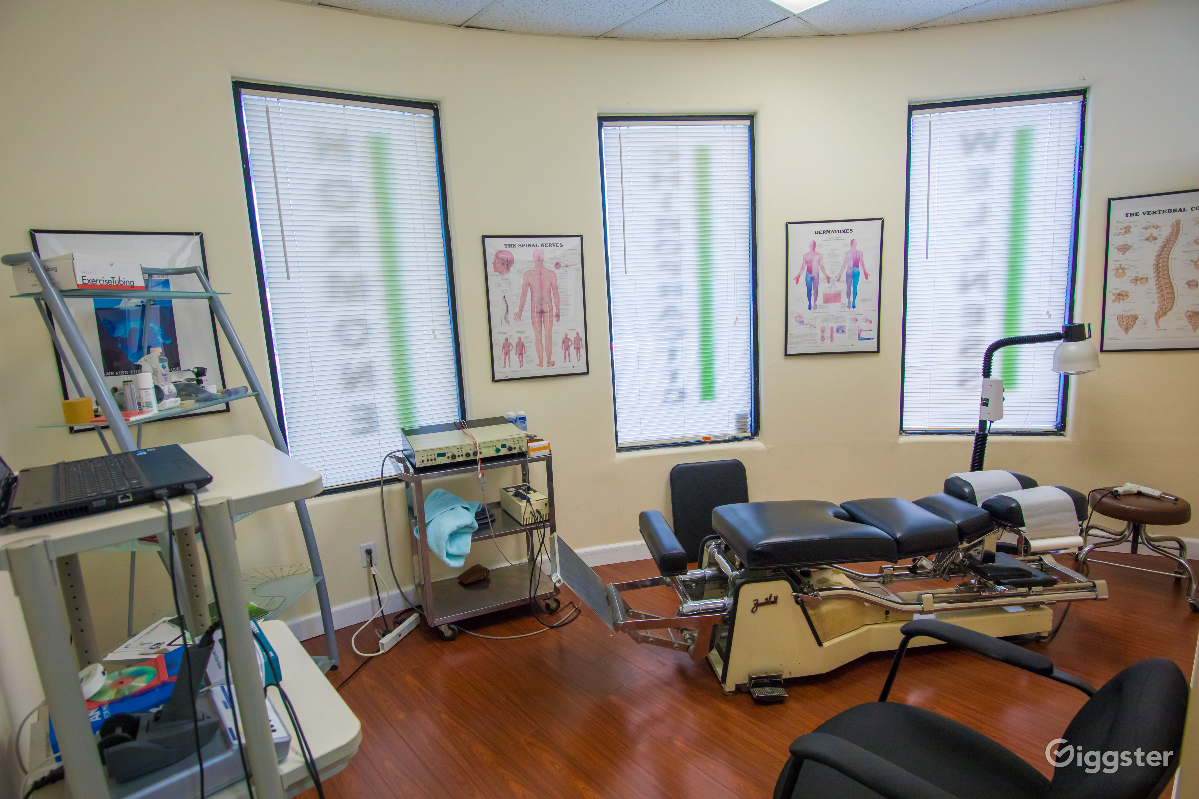 Medical and Chiropractic clinic | Rent this location on Giggster