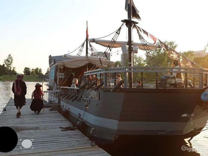 Real Sailing Pirate Ship | Rent this location on Giggster