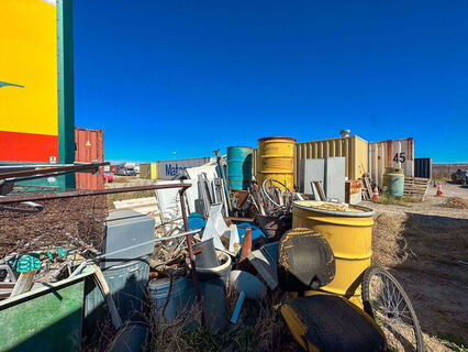 CARGO CONTAINER LAND - Desert post apocalyptic | Rent this location on ...
