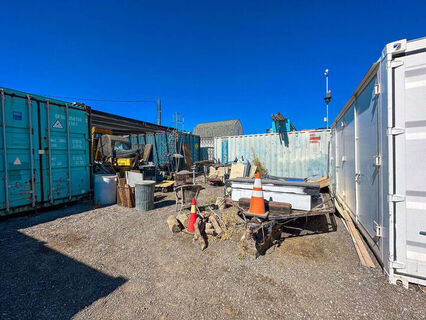 CARGO CONTAINER LAND - Desert post apocalyptic | Rent this location on ...