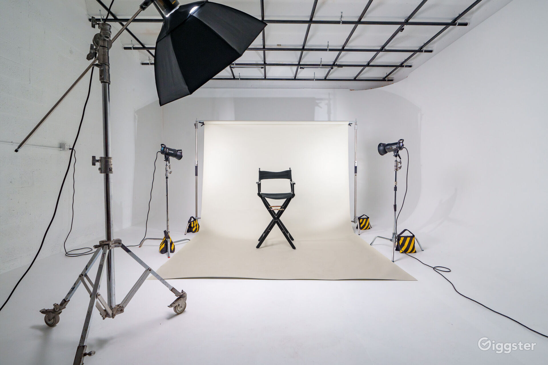 The BEST 10 Video Shoot locations for rent near me | Giggster