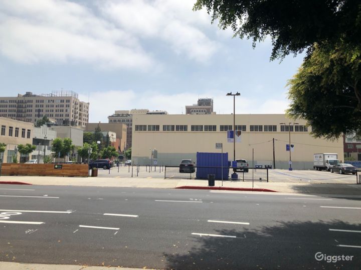 USC Tower Parking Lot | Rent this location on Giggster