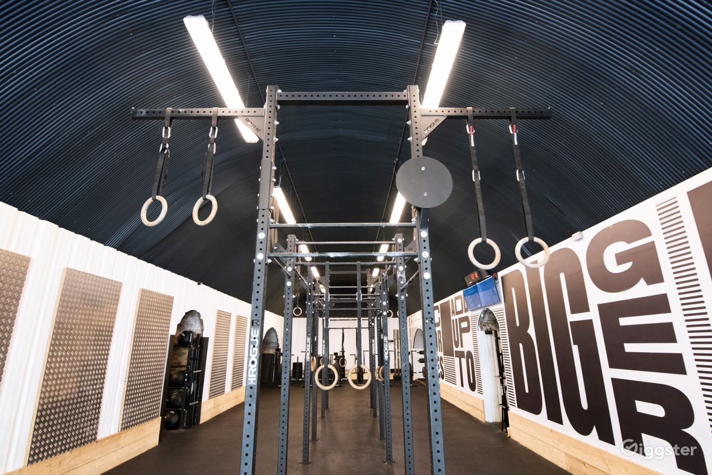 Industrial gym in the Arches of Clapham Junction! | Rent this location ...