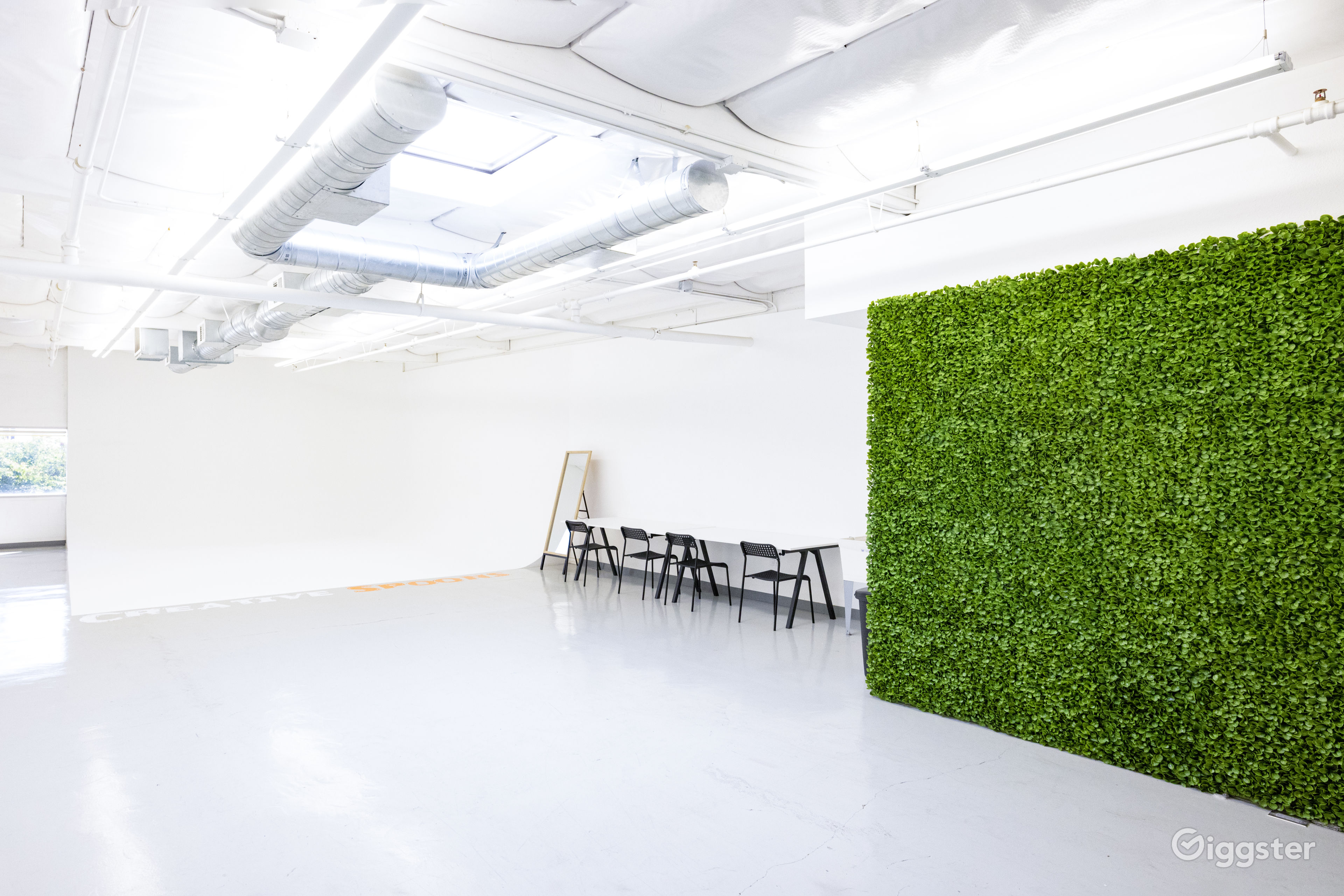 Photography Studio with Cyclorama Wall near LAX | Rent this location on ...