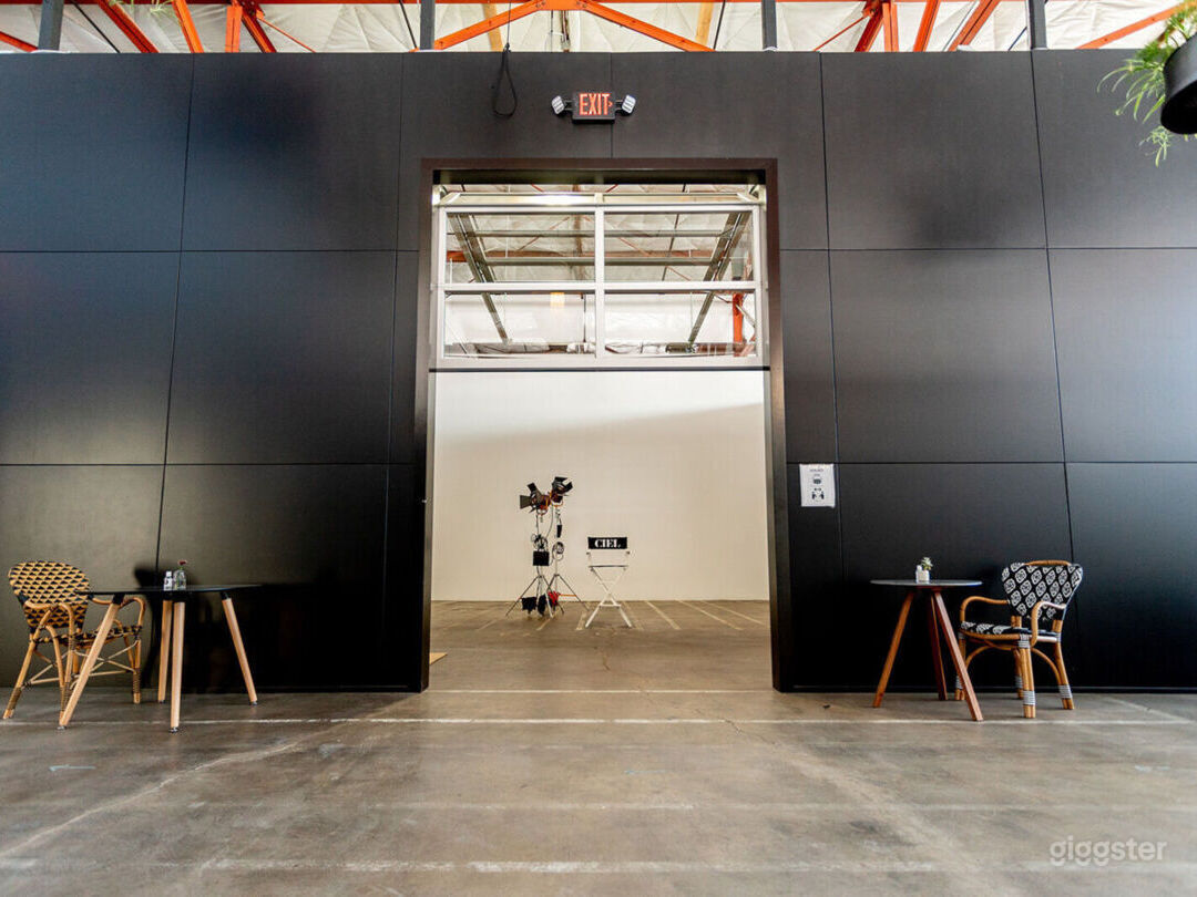 Studio 6 - 1,000-square-foot small production studio rental | Rent this ...