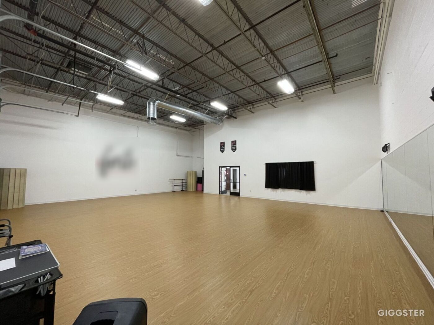 Large Open Dance Studio | Rent this location on Giggster