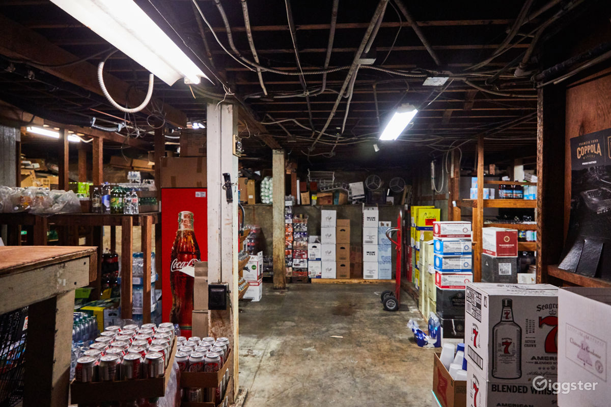 Liquor Store on Sunset with a Backroom | Rent this location on Giggster