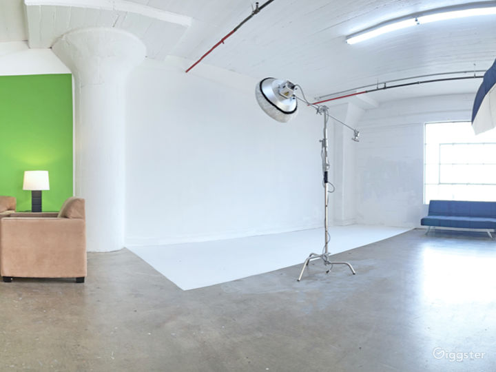 Spacious and Fully-Equipped Private Photo Studio | Rent this location ...