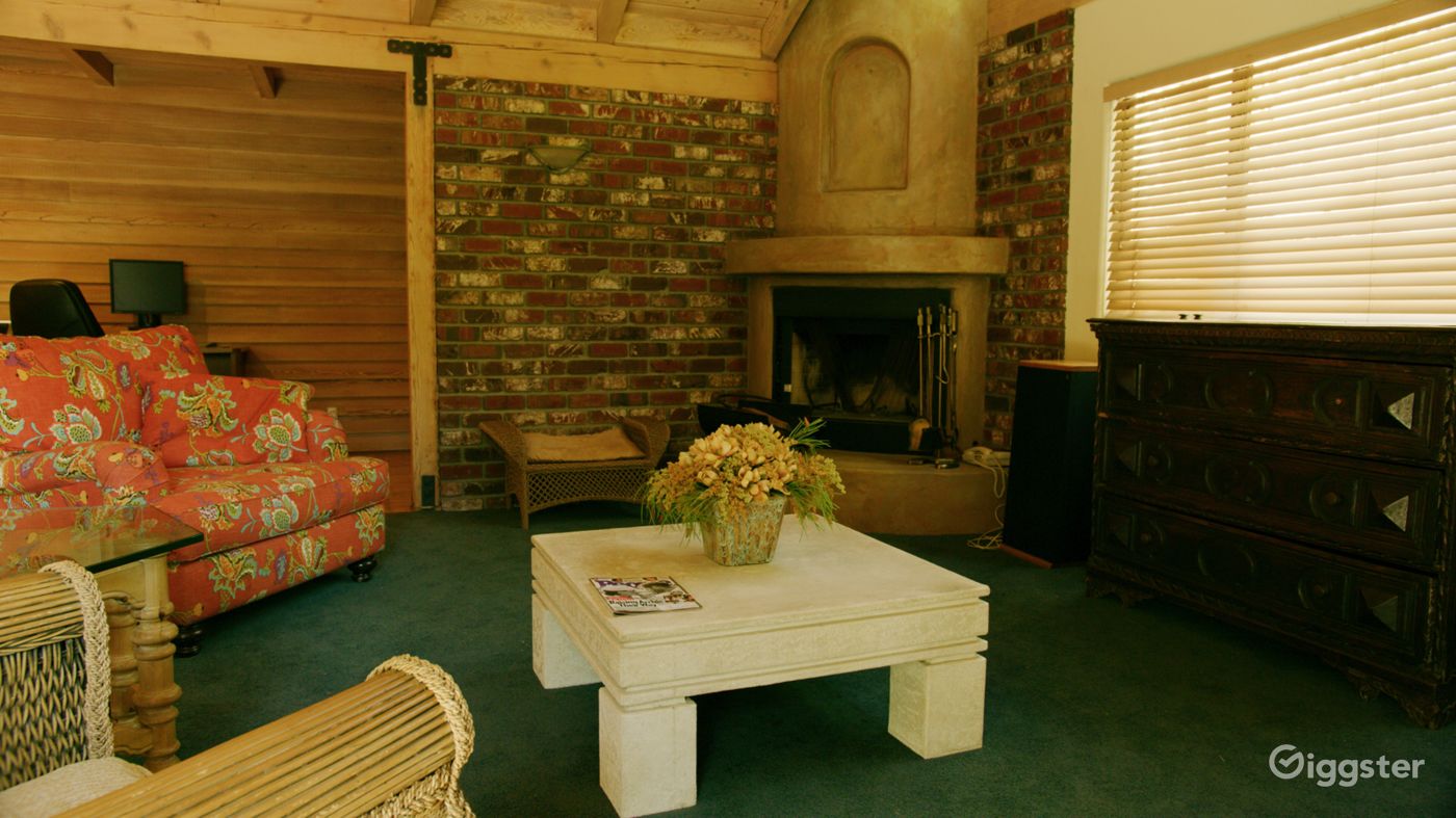 Modern Craftsman Cabin in the Woods ~ 1980s | Rent this location on ...
