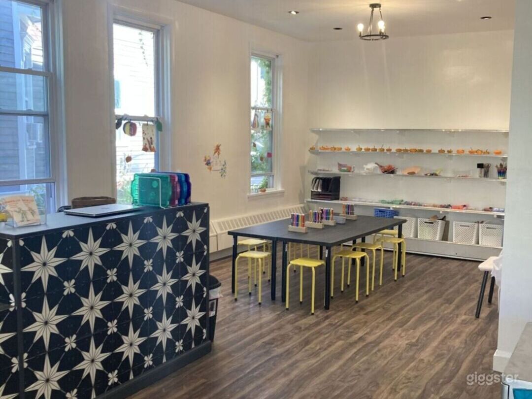 Multi purpose, modular art studio and event space. | Rent this location ...