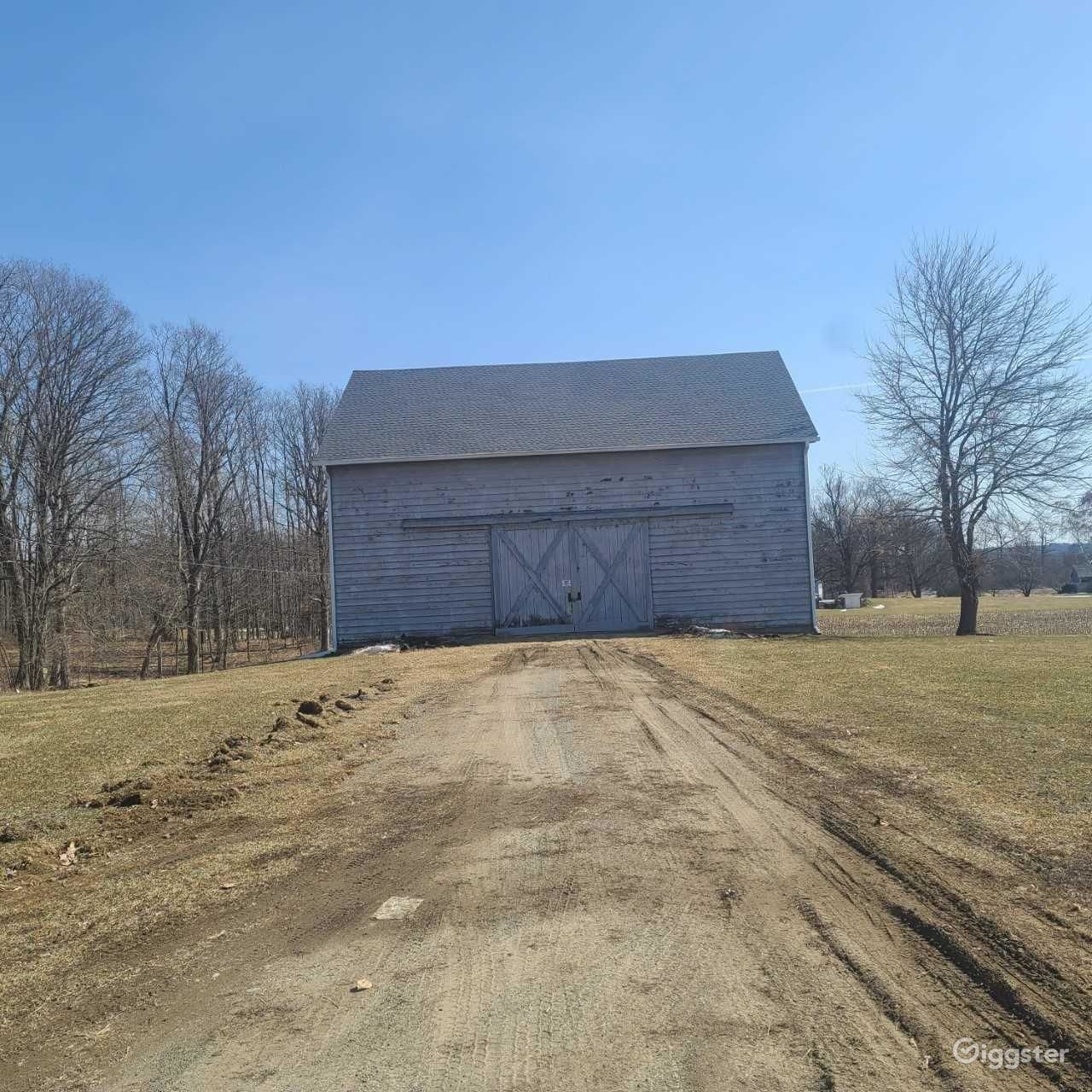 150 Acre Farm with Barn, Lake and Beautiful Fields | Rent this location ...