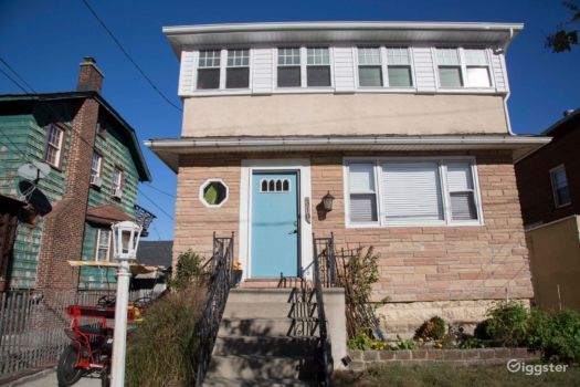 Surfer House With Backyard Bar and Patio | Rent this location on Giggster