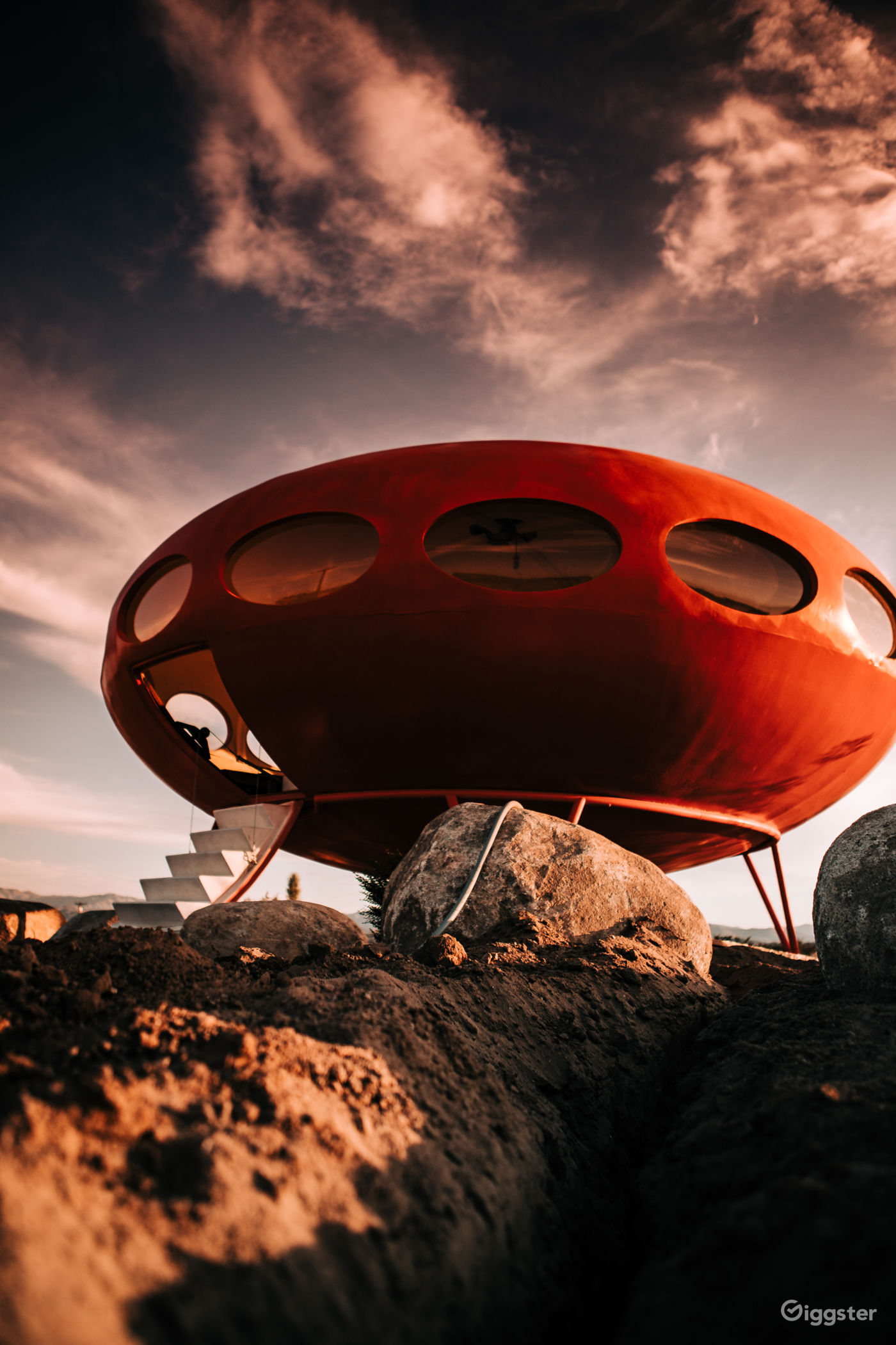 Area 55 | Rent this location on Giggster