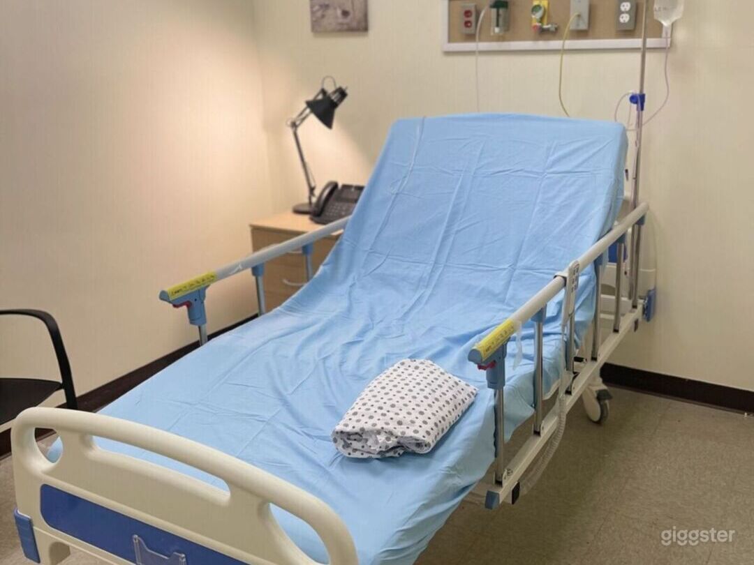 Staged Hospital Room | Rent this location on Giggster